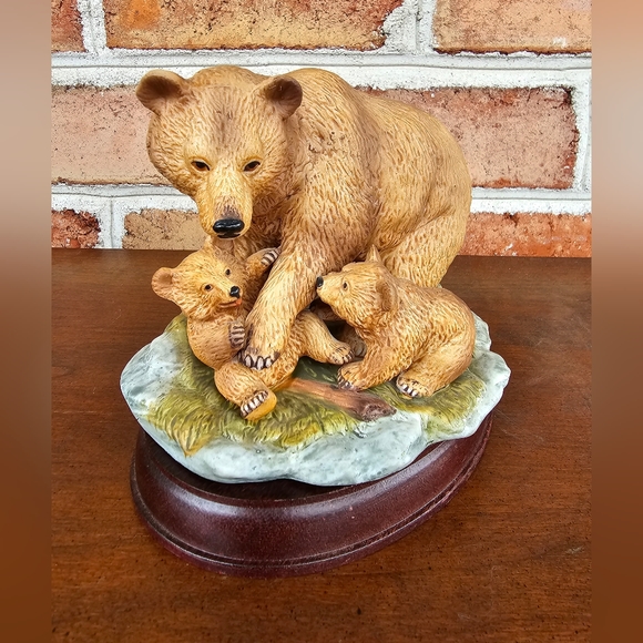 Home Interiors | Other | Home Interior Grizzly Bears Figurine | Poshmark